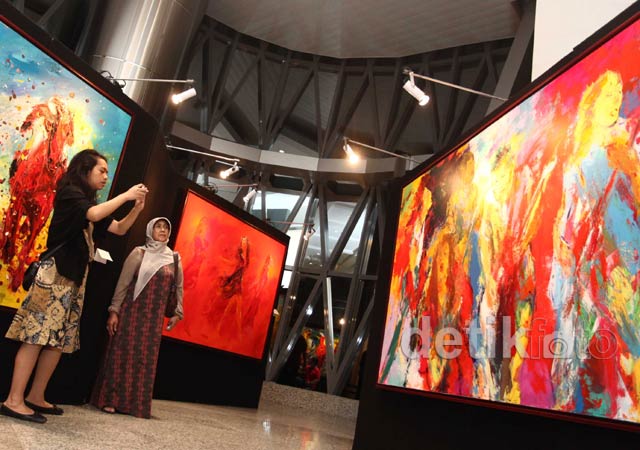 Berbagi Keindahan Lewat Lukisan