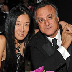 23 Tahun Menikah, Desainer Vera Wang & Suami Cerai