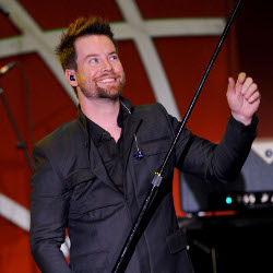 David Cook Senang Bisa Nyanyi Bareng Regina 'Idol'