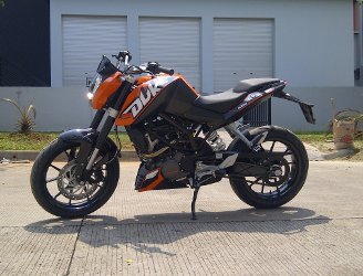 Motor Austria KTM Resmi Masuk Indonesia