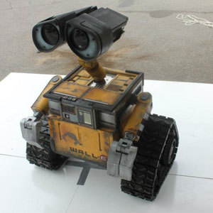 Keren! Pria Ini Membuat Robot Wall-E Menjadi Nyata