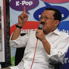 Fauzi Bowo, Tak Jadi Ustad Malah Jadi Gubernur
