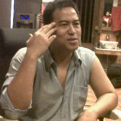 'Make Money', Film Perdana Pandji Pragiwaksono