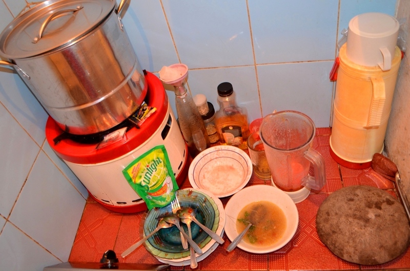 Pria ?Cuci Piring ?Kenapa tidak ?Sunlight Teman Sejatinya