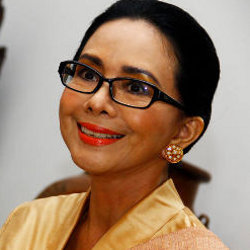 Hasil Keputusan KPI Terkait Laporan Poppy Dharsono