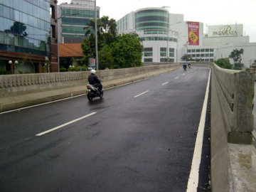 Uji Coba, Jalan Layang Antasari-Blok M Masih Kurang Marka & Rambu