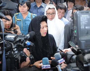 Foto: Ani Yudhoyono Melayat Almarhum Desainer Ramli