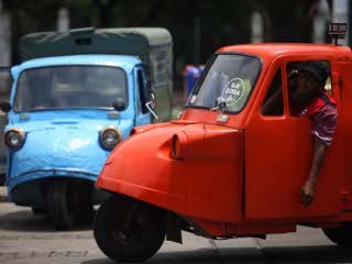 Tidak Perlu Bensin, Bemo Ini Pakai Tenaga Listrik