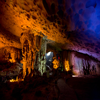 Tips Memotret di Dalam Gua yang Gelap