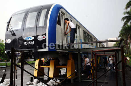 Kereta Contoh Monorel Segera Dipamerkan di Monas
