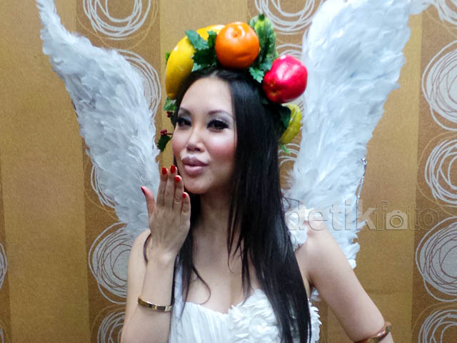 Chef Vindy Lee Tampil Bak Bidadari