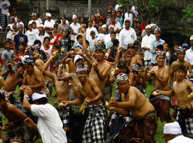 Lebaran Topat, Perayaan Idul Fitri Penuh Budaya di Lombok