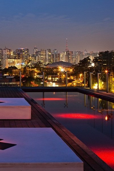 Ini Dia 7 Kolam Renang Keren di Atap Hotel