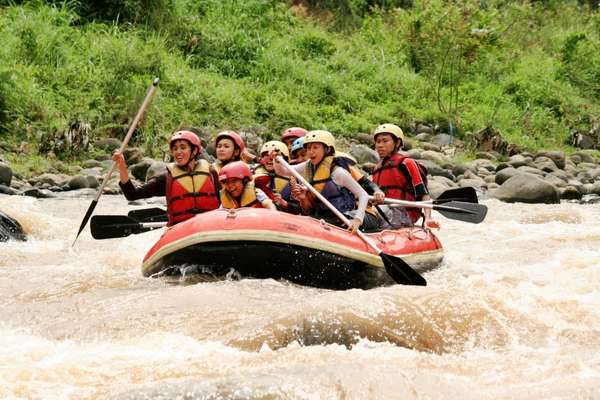Hal-hal yang Harus Anda Tahu Soal Arung Jeram