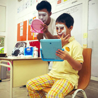 Gerak Dasar Pantomim Terletak Pada Imajinasi