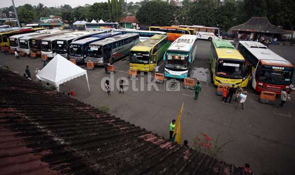 Pemprov DKI akan Revitalisasi Semua Terminal Bus di Jakarta