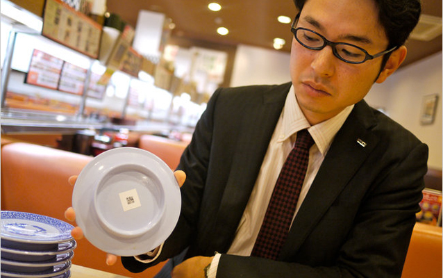 Smart Sushi: Makan Sushi Lezat dengan Panduan iPad dan QR Code