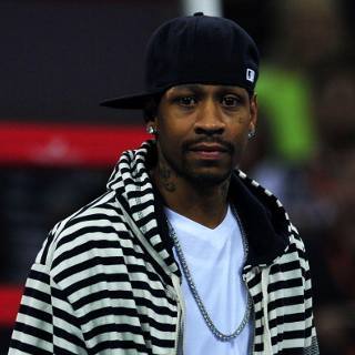 Allen Iverson Sapa Fans Streetball di Jakarta