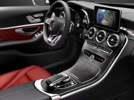 Mewahnya Interior Mercy C-Class 2014