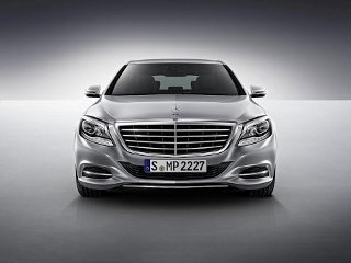 Mercy Perkenalkan Model S-Class Terbaru di Indonesia