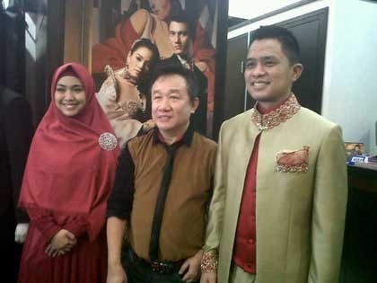 Oki Setiana Dewi dan Ory Vitrio Resmi Menikah!