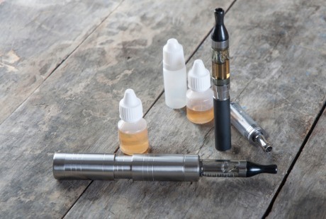 Dilarang Dijual ke Anak, FDA Tak Larang Penggunaan Perasa Rokok Elektrik