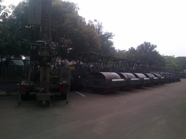 TNI AD Distribusikan Ratusan Alat Konstruksi Canggih ke Daerah