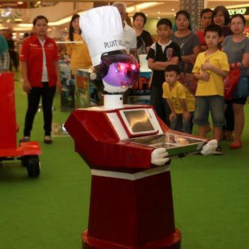 Robot Lokal Beraksi, dari Perkakas Rumah Hingga Robot Perang
