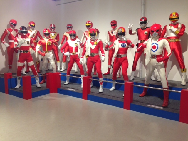 Siap-siap Dikepung Satria Baja Hitam & Power Ranger di Kyoto