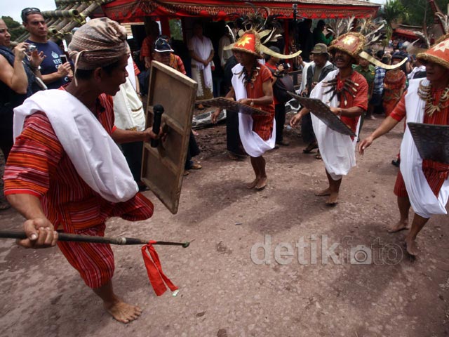 Rambu Solo, Eksotisme Ritual Kematian di Toraja