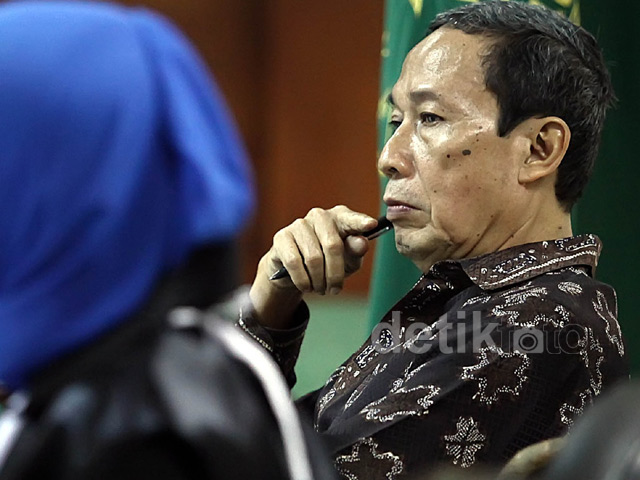 Sidang Lanjutan Eks Warek UI