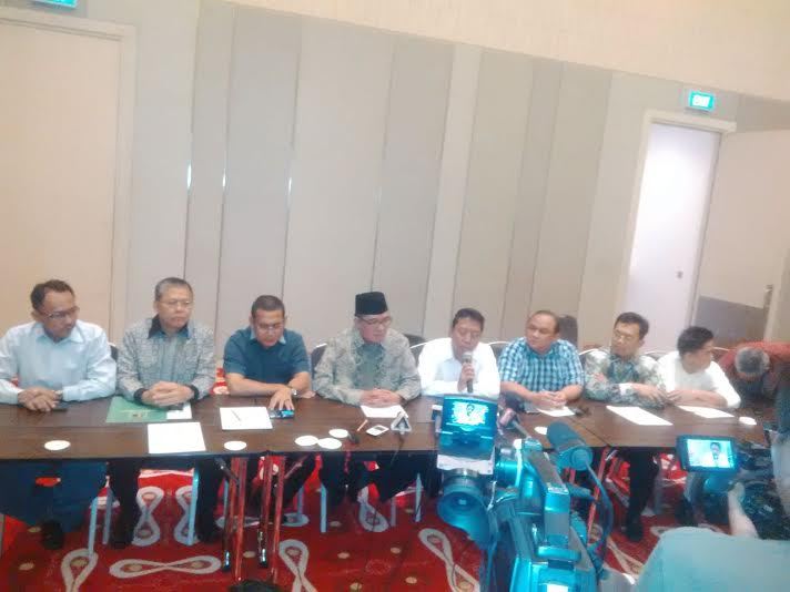 Dituding Makar, Ini Jawaban Plt Ketum PPP Emron Pangkapi