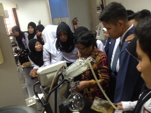 Serunya Study Tour dan Jelajahi Perkebunan Botani di Laboratorium LIPI