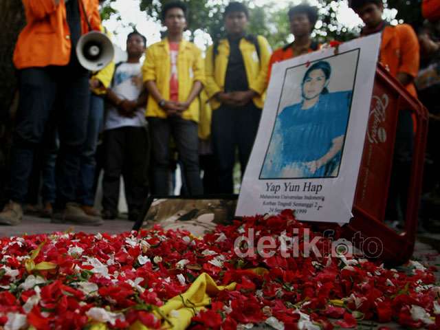 Peringatan 15 Tahun Tragedi Semanggi 2