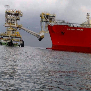 LNG dari Papua Masuk, FSRU Lampung Segera Pasok Gas ke Pembangkit ...