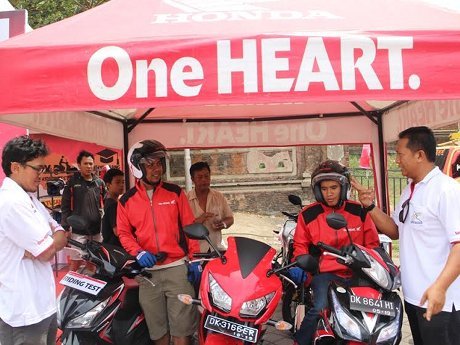 Belum Sebulan, Hampir 3.000 Orang Sudah Test Ride Motor Honda
