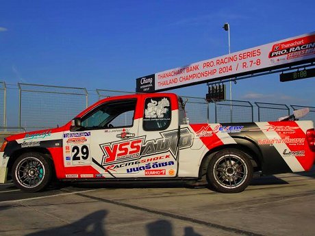 YSS Auto Racing Shock Rebut Juara Ganda di Balap Truk Pikap di Thailand