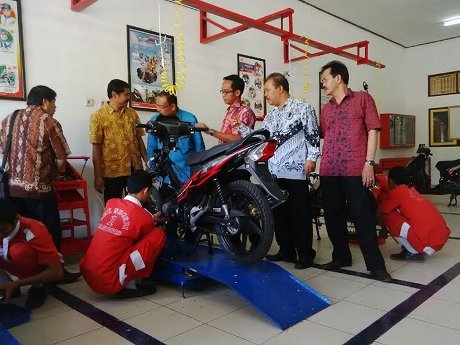 Honda Resmikan Laboratorium Otomotif di Pulau Dewata
