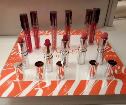 Belajar Bahasa Korea dengan Lipstik dari Sarange