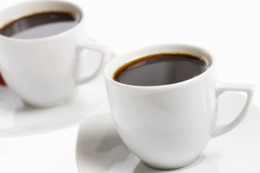 Kopi Dalam Mug Bening Lebih Enak Rasanya Dibandingkan Kopi Dalam Mug Putih