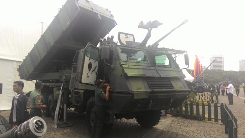 Peluncur Roket Canggih Milik TNI AD ini Bisa Hancurkan Area Seluas 2 Hektar