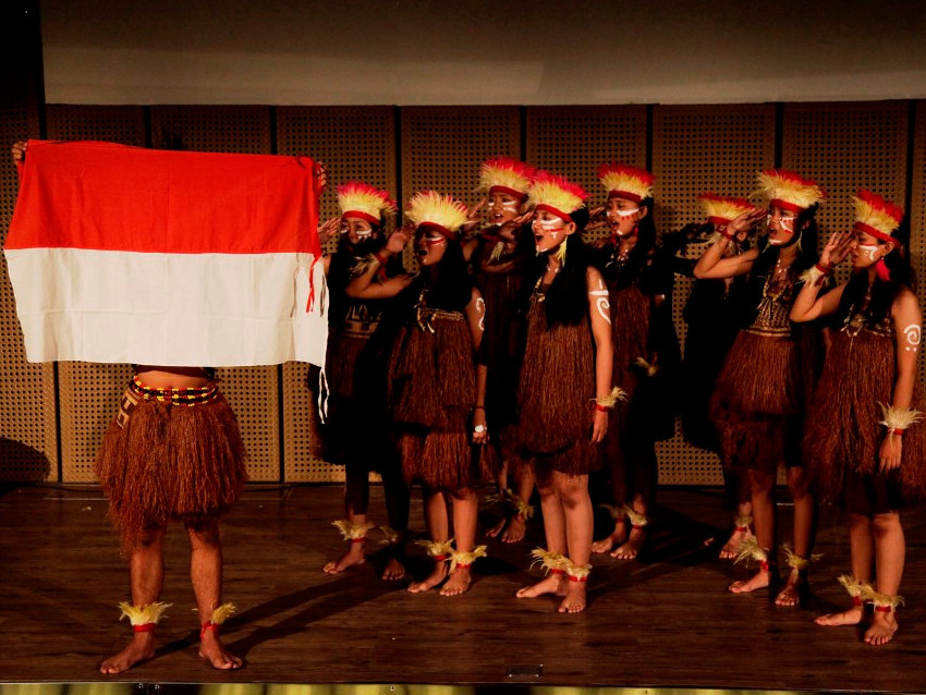 'Sendratari Salam Damai Papua' Tampilkan Keragaman Indonesia