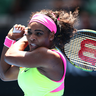 Serena Melenggang ke Semifinal