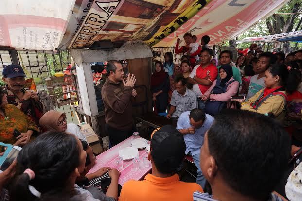 Blusukan ke Kampung Kumuh, Menteri Marwan Tawarkan Transmigrasi Blusukan ke Kampung Kumuh, Menteri Marwan Tawarkan Transmigrasi