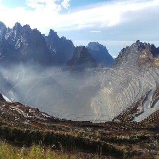 Ini Penampakan Grasberg, Ikon Tambang Emas 'Raksasa' di Papua
