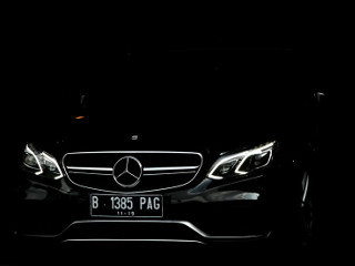 Di Balik Setir Mercy E63 AMG S Serasa Naik Jet Coaster