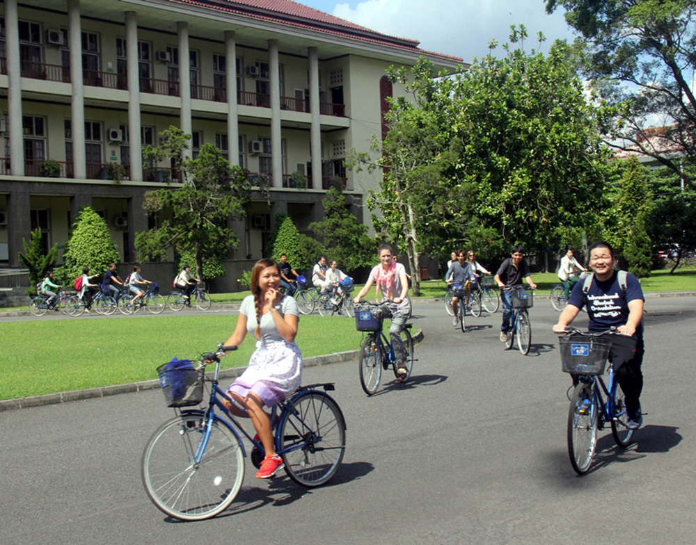 120 Mahasiswa Asing Ikuti "Ospek" di UGM