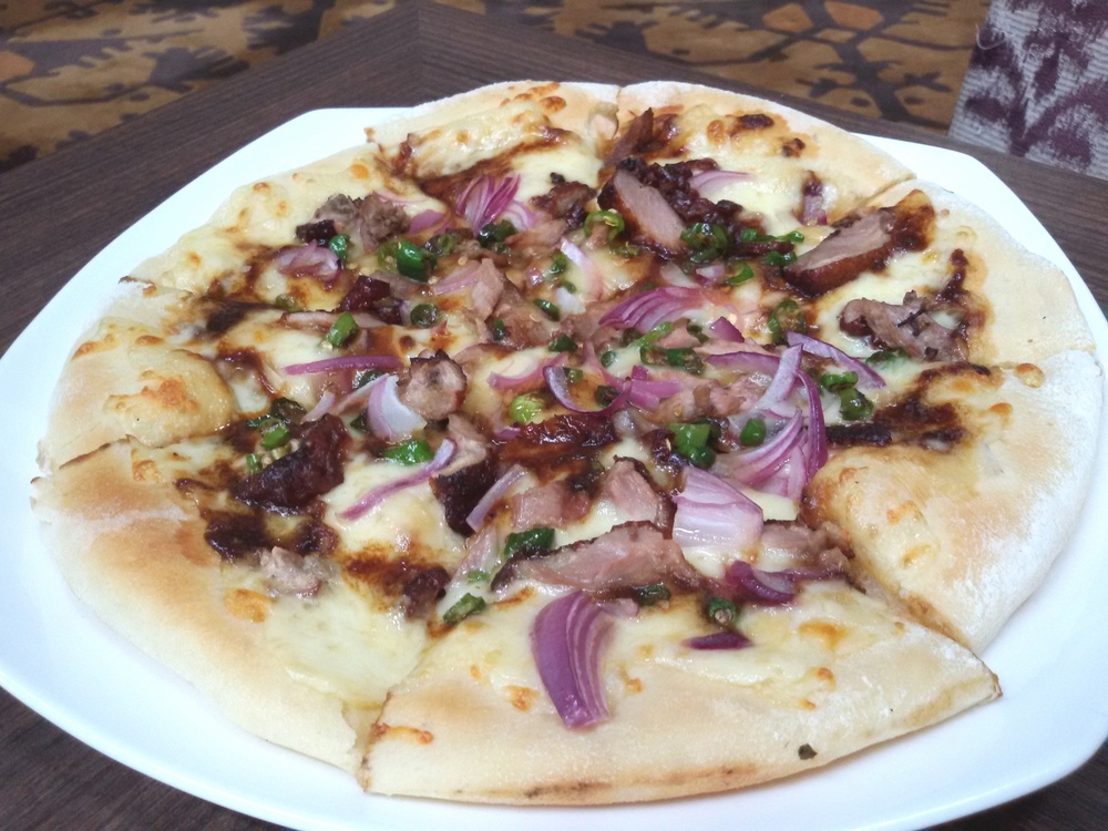 Penggemar Pizza Wajib Mencicipi 11 Jenis Pizza Unik di Tempat Ini