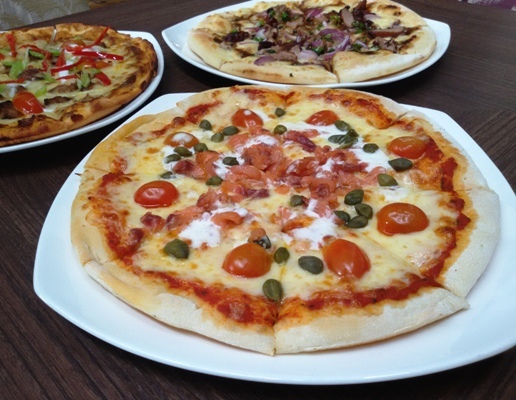 Penggemar Pizza Wajib Mencicipi 11 Jenis Pizza Unik di Tempat Ini
