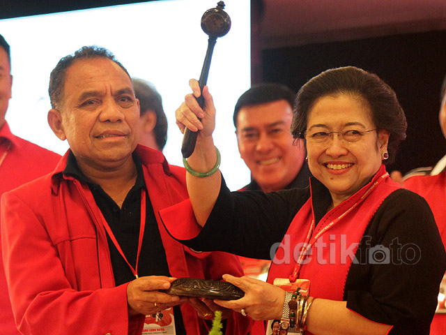 Megawati Umumkan Pengurus Baru PDIP